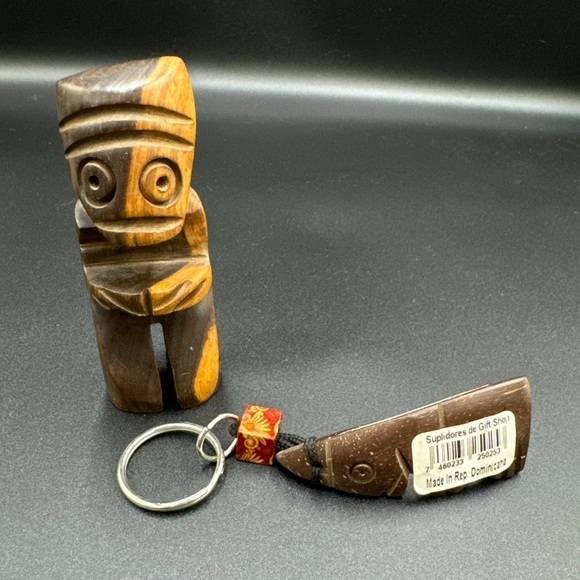 Art | Vintage Souvenir Wooden Keychain Statue From Republican Dominican ...